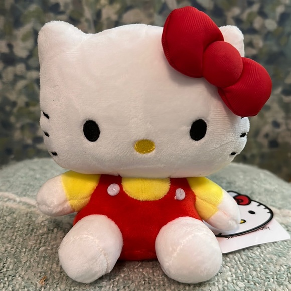 Sanrio | Toys | Sanrio Hello Kitty Plush 6 | Poshmark